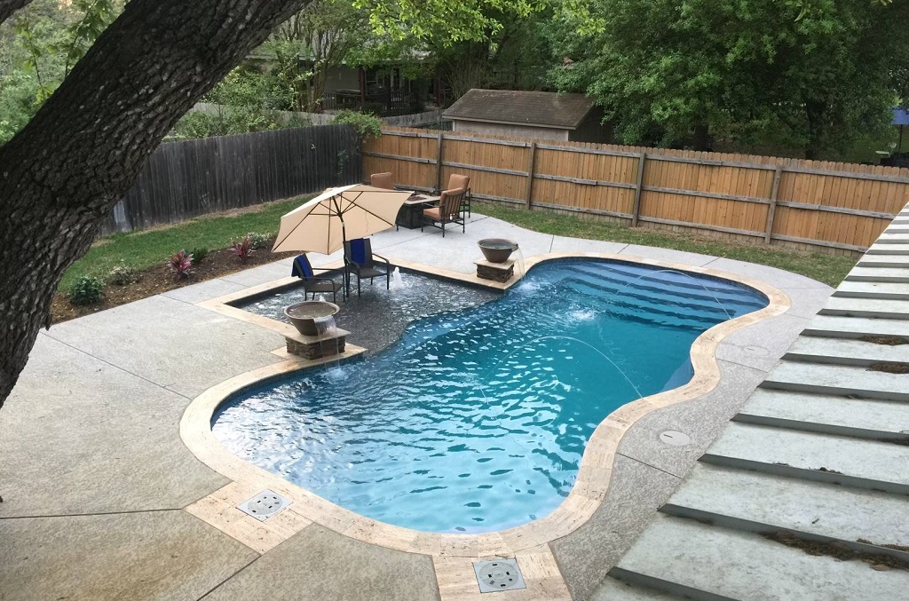 Pool Company in Tilbury | Fiberglass Pool Installation by Maverick ...