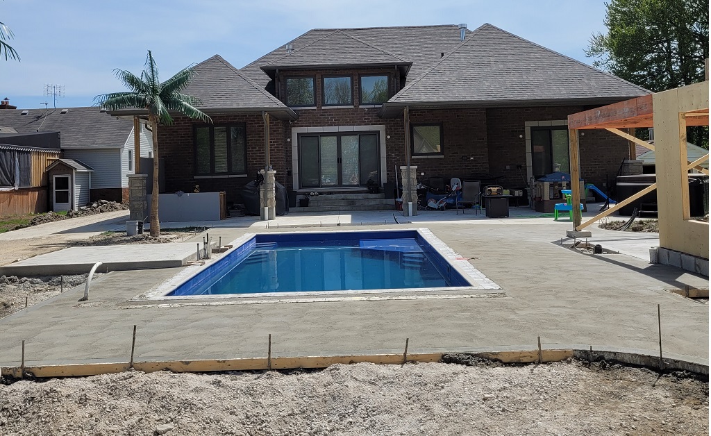 Belle River Pool Company | Fiberglass Pools | Everyville Pool Design ...